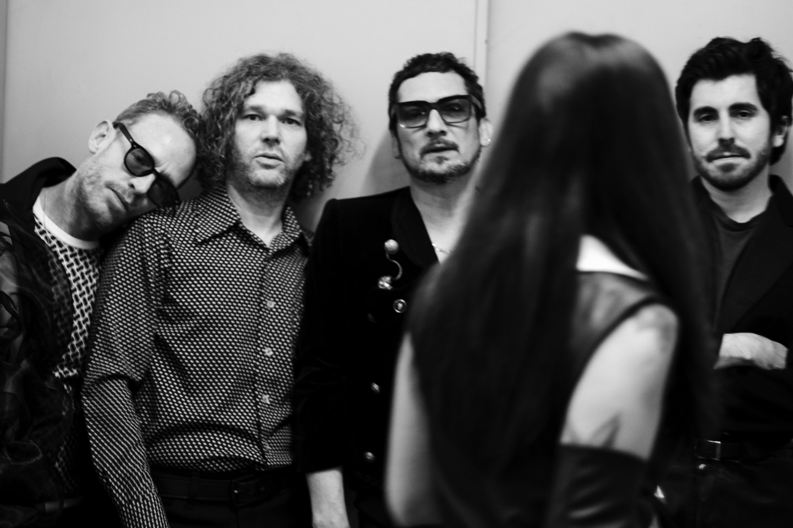 León Larregui: La autenticidad en la reinvención musical | Revista 192